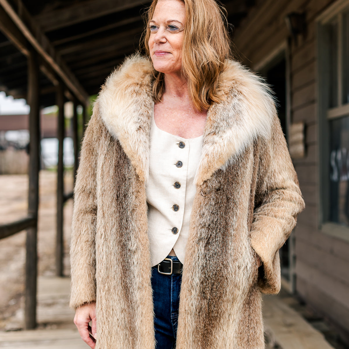 Sz L Genuine Coyote W/ Fox Trim Jacket – Dakota Darling